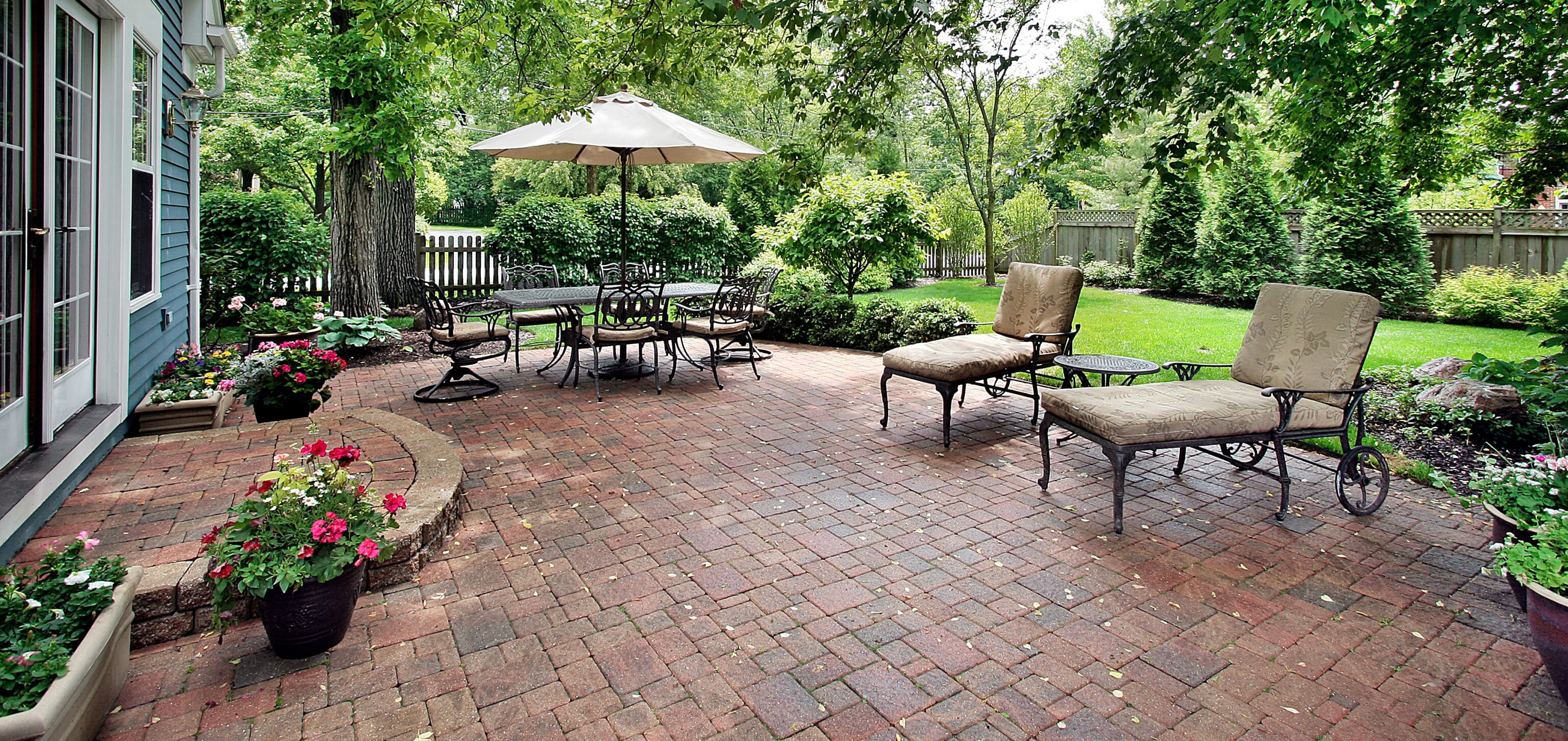 Terras leggen: werkwijze en prijzen [+ Mogelijke valkuilen]